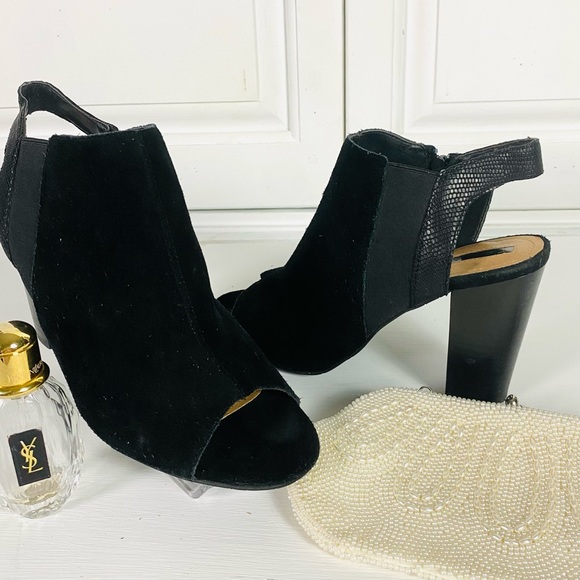 Tahari | Shoes | Tahari Sz 85 Mercy Black Suede Peep Toe Heeled Sandals ...